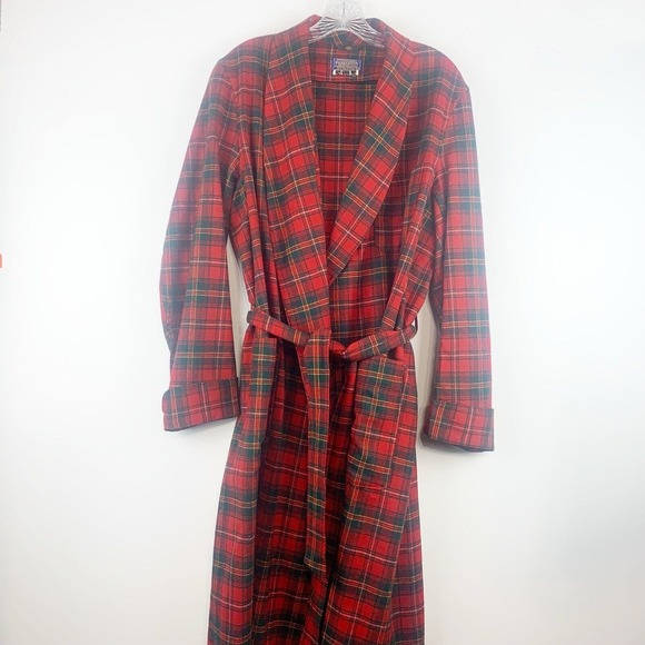 Pendleton | Other | Vintage Pendleton Robe Mens Medium 0 Virgin Wool ...